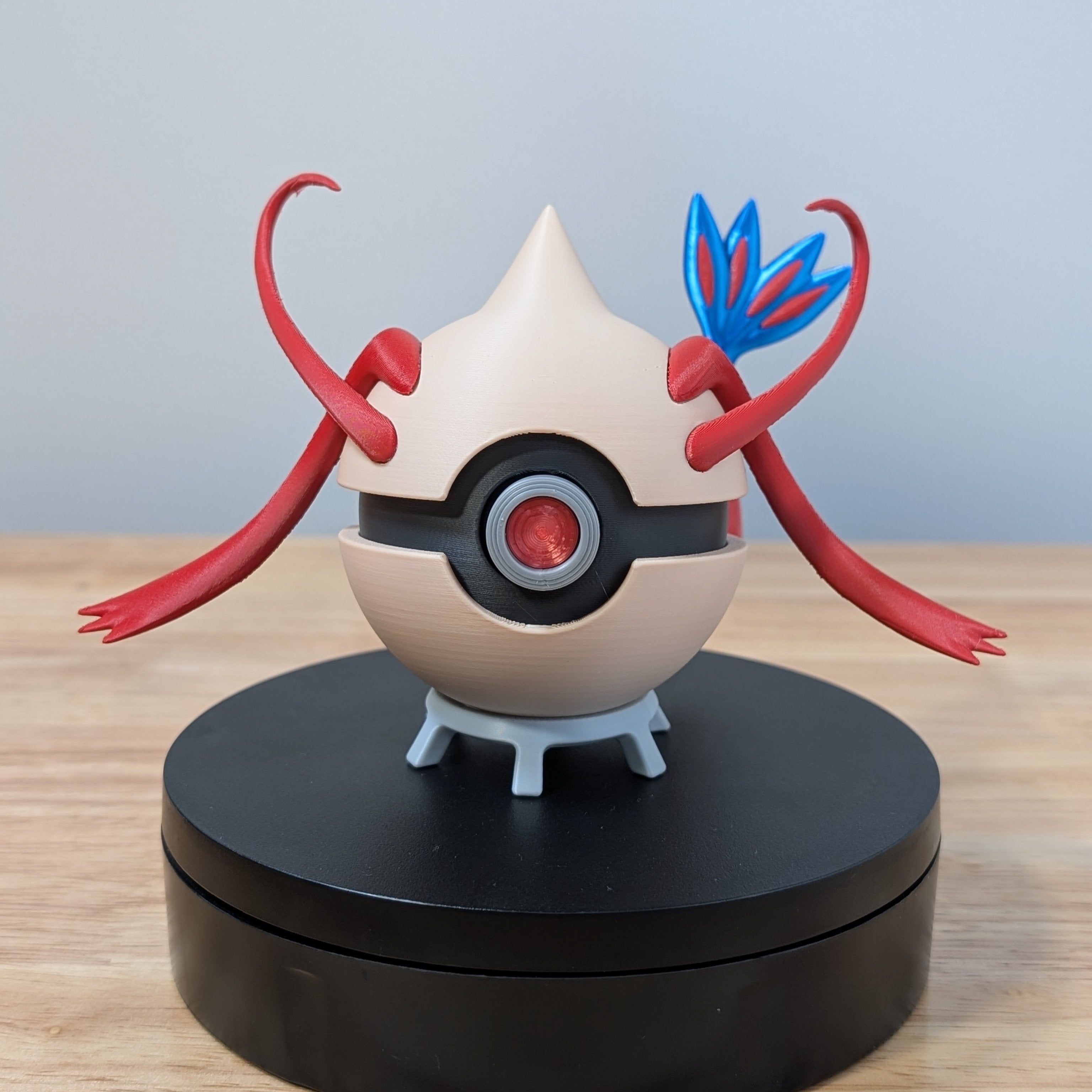 Milotic Poke Ball | 3D Printed Display Ball – 3DbyDee